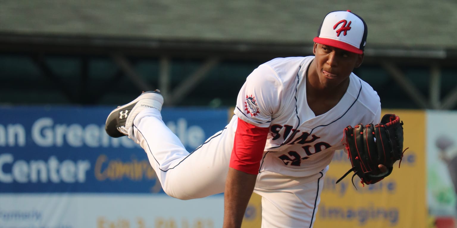 Adon's strong pitching leads Sun to wild victory | MiLB.com