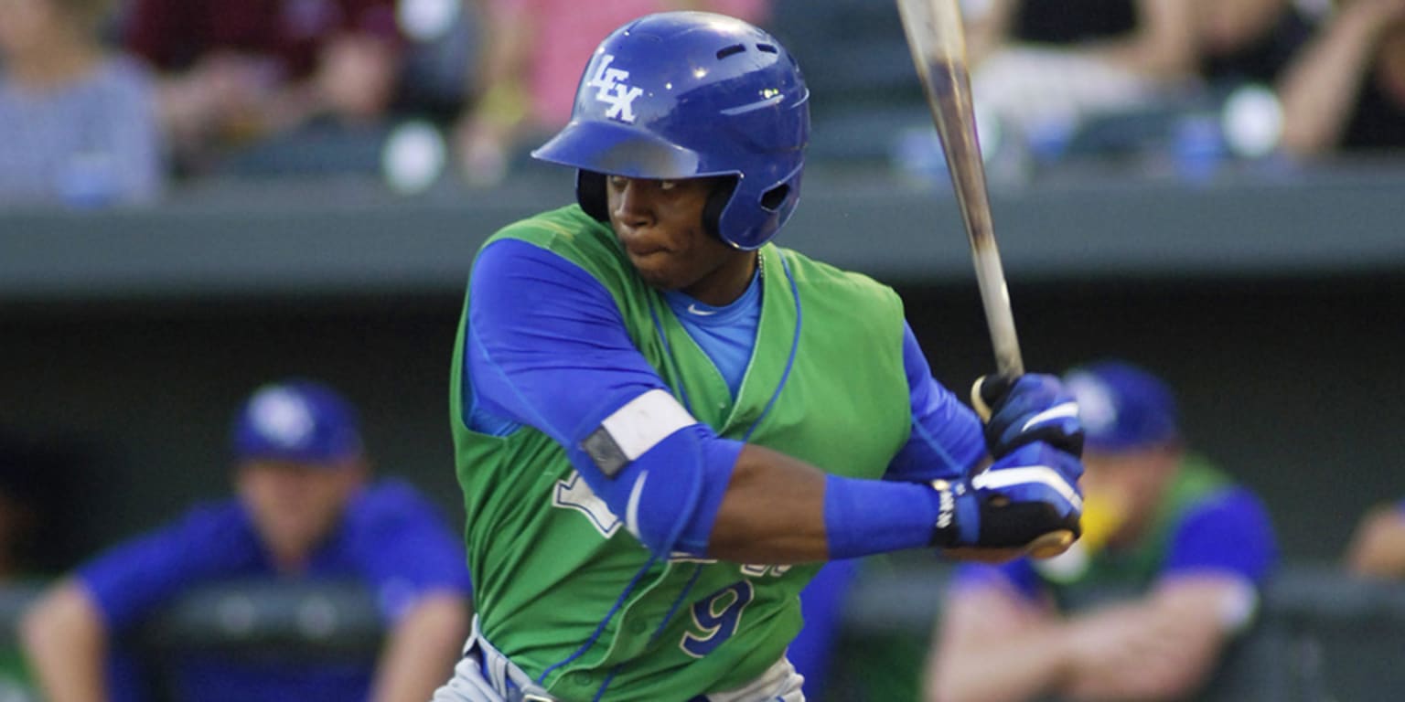 Lee logs first four-hit game for Legends | MiLB.com