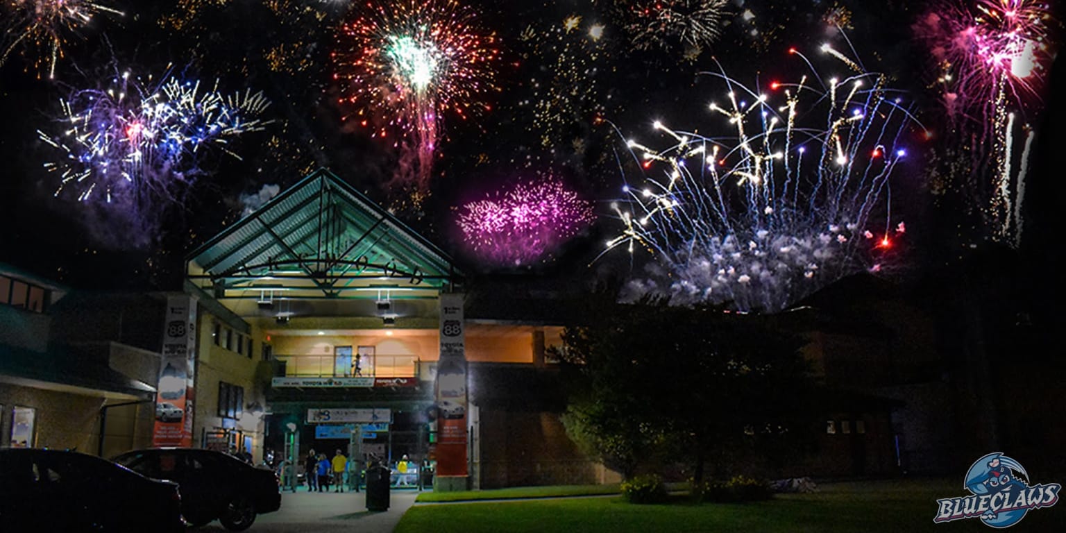 Record Number of Fireworks Shows Await Fans In 2019 | MiLB.com