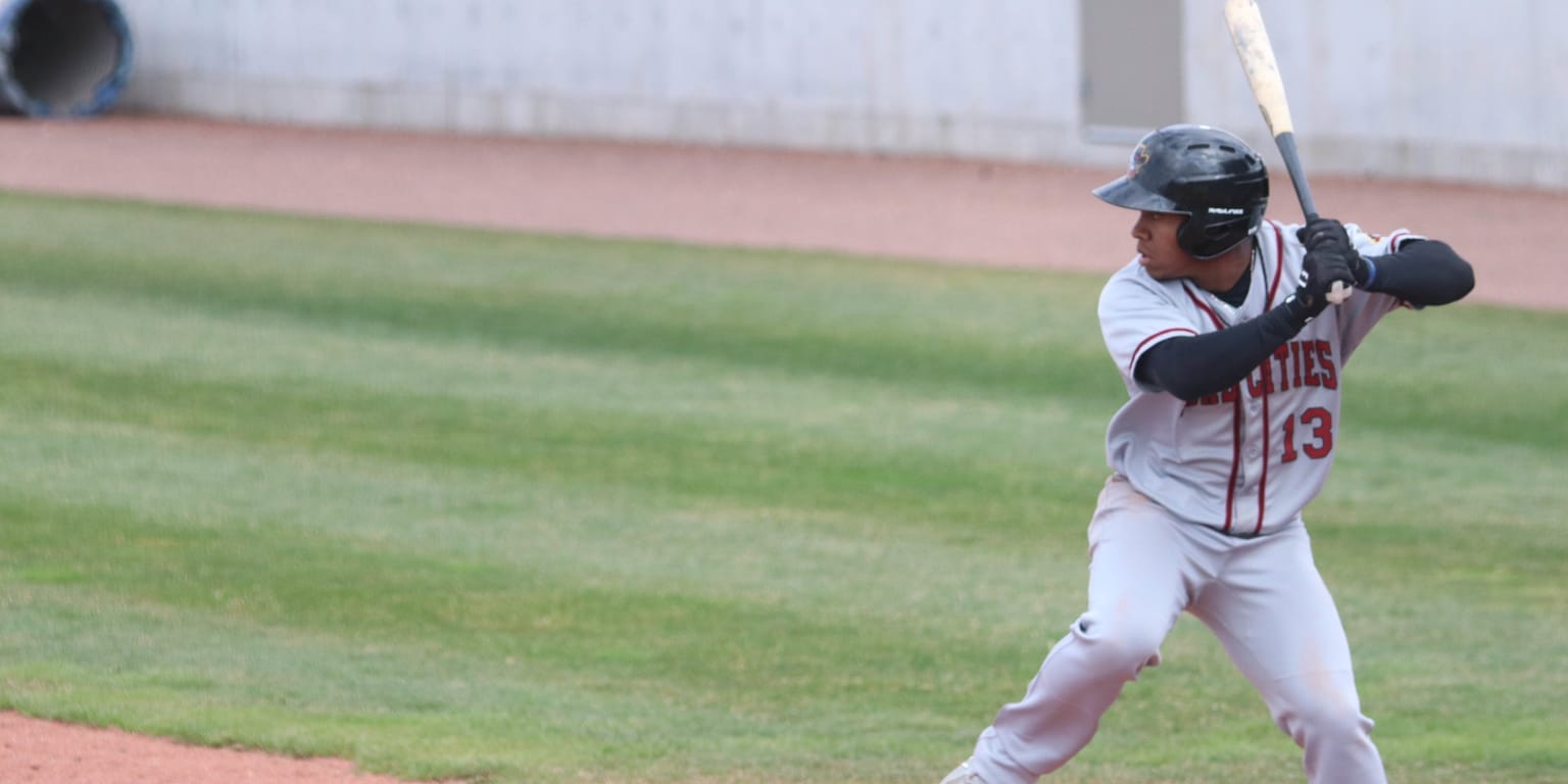 Ninth Inning Comeback Leads to 7-4 Win | MiLB.com