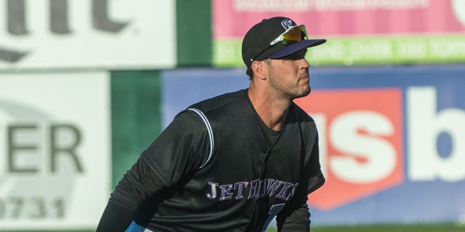 Schilling goes seven strong in win | MiLB.com