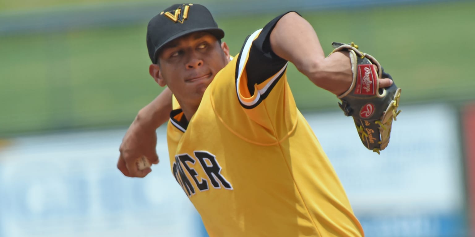 Pittsburgh Pirates Luis Escobar Throws 6 2 3 Scoreless Innings For West