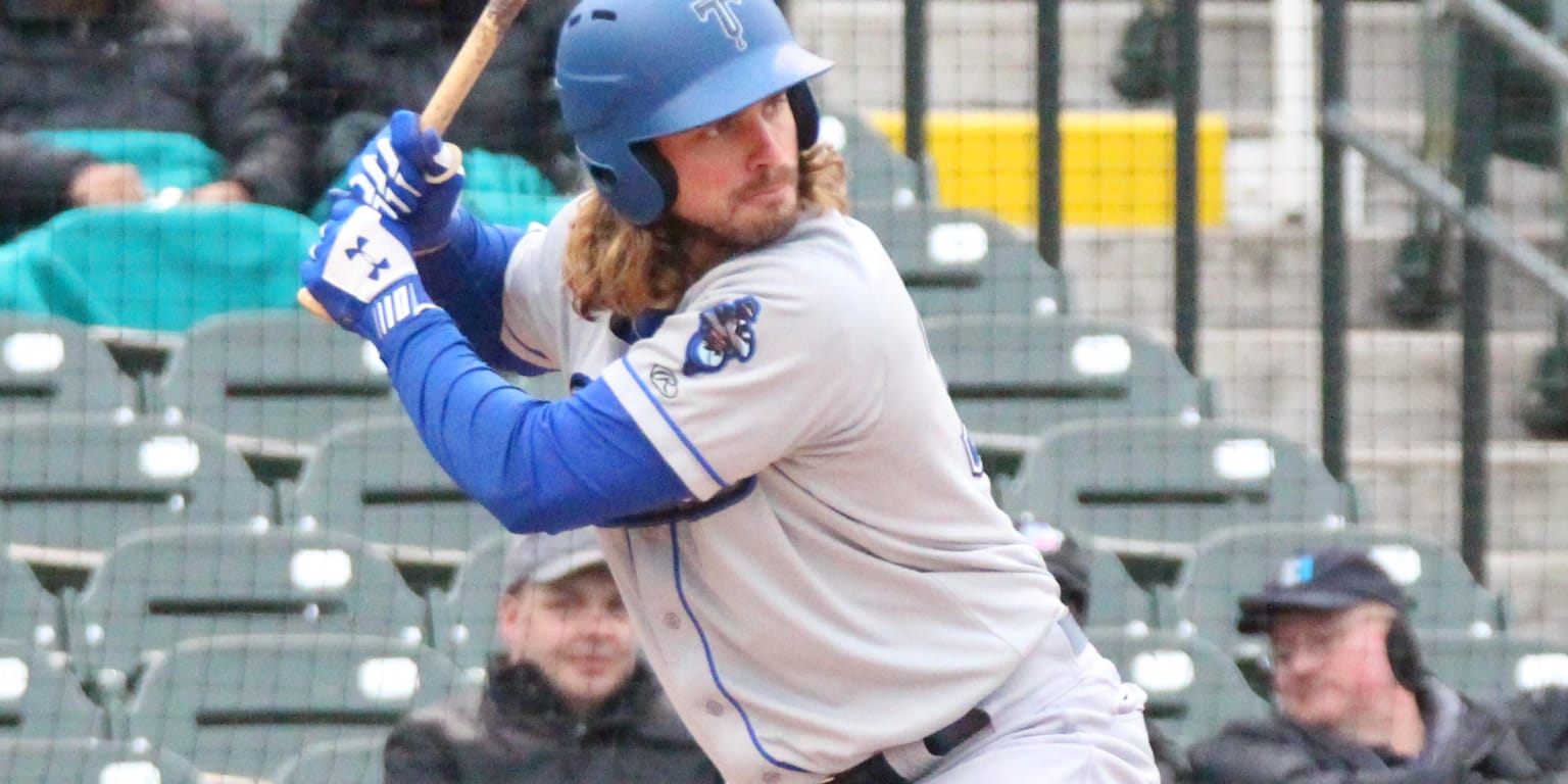 Los Angeles Dodgers' DJ Peters slugs first two Double-A homers | MiLB.com