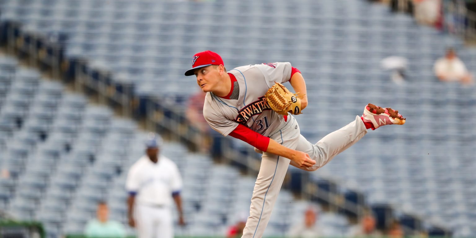 Howard Sharp in Return, Threshers Falter Late to Cardinals | MiLB.com