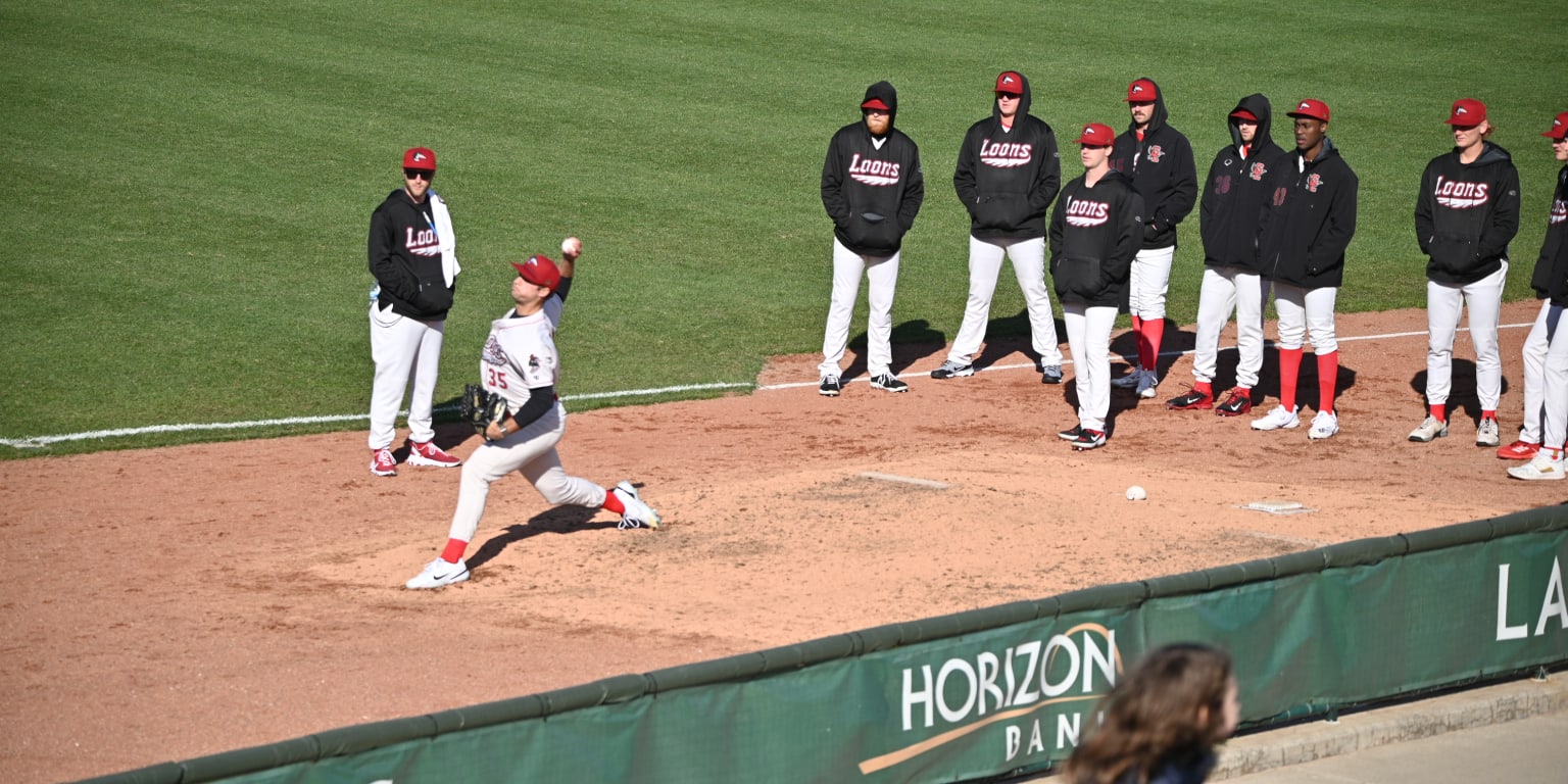 Huge Second Inning Carries Fort Wayne to Series-Opening Win | MiLB.com