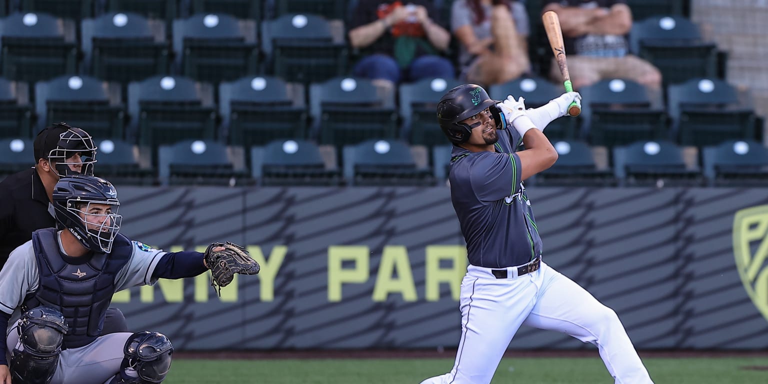 Emeralds’ Bats Stay Hot Against Everett | MiLB.com