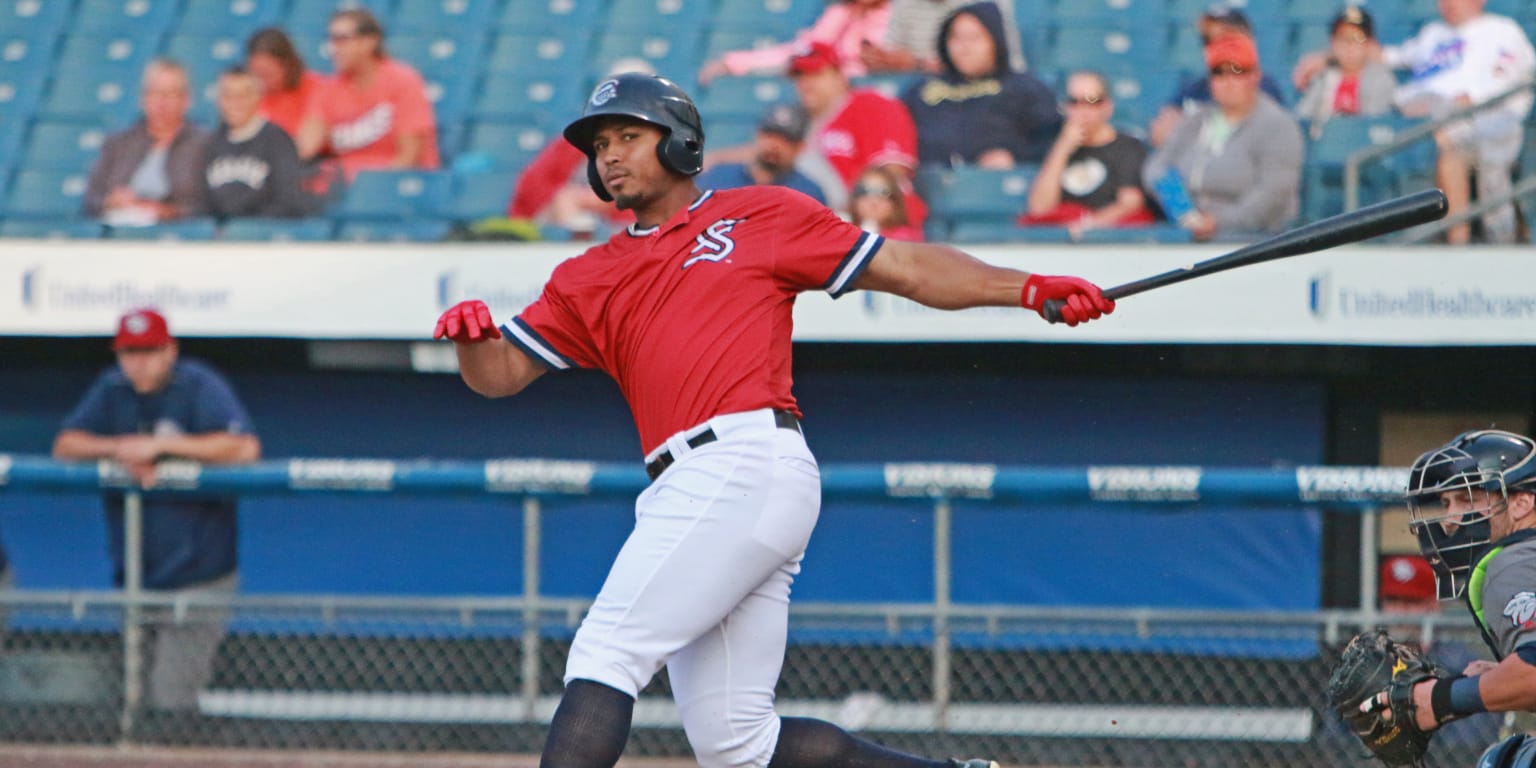 Comeback Cuse scores six in eighth for 7-3 win | MiLB.com