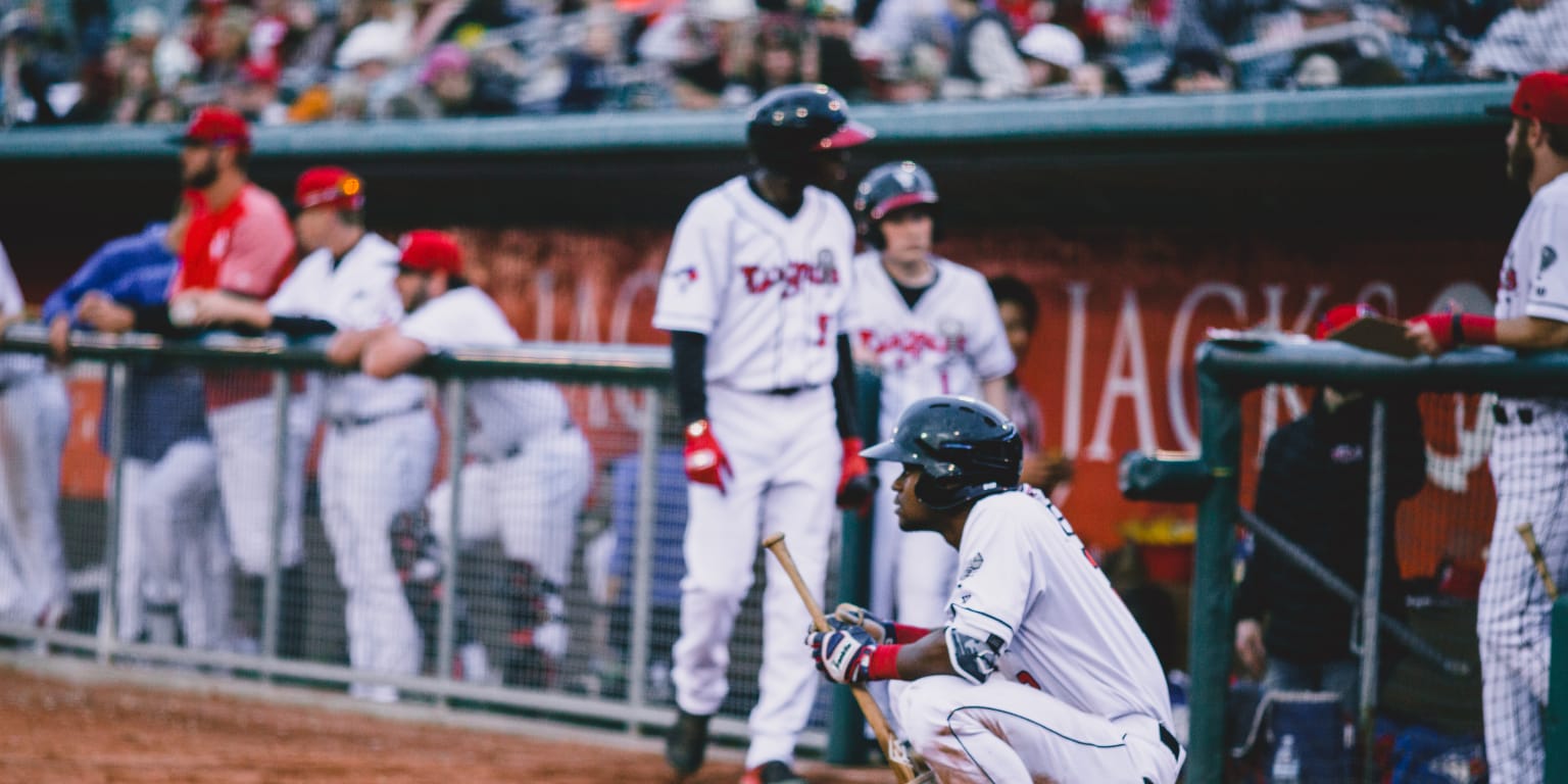 Lopez lifts Lugnuts in 10th, 5-4 | MiLB.com