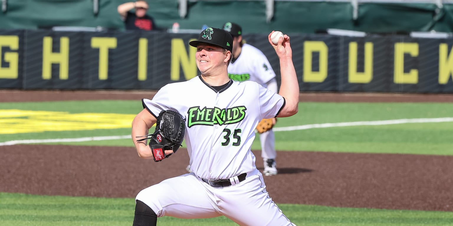 Emeralds Split Doubleheader against Vancouver | MiLB.com
