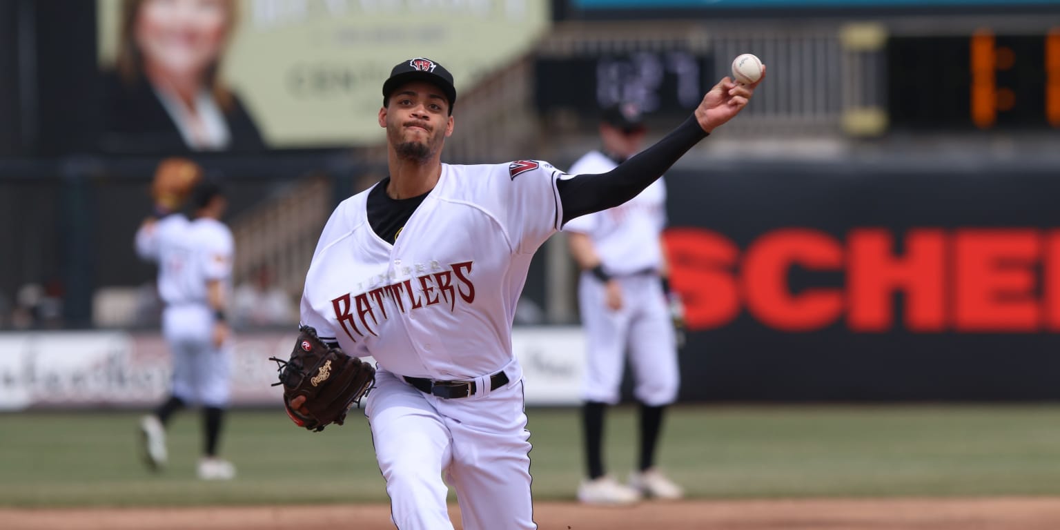 Timber Rattlers Take Game One | MiLB.com
