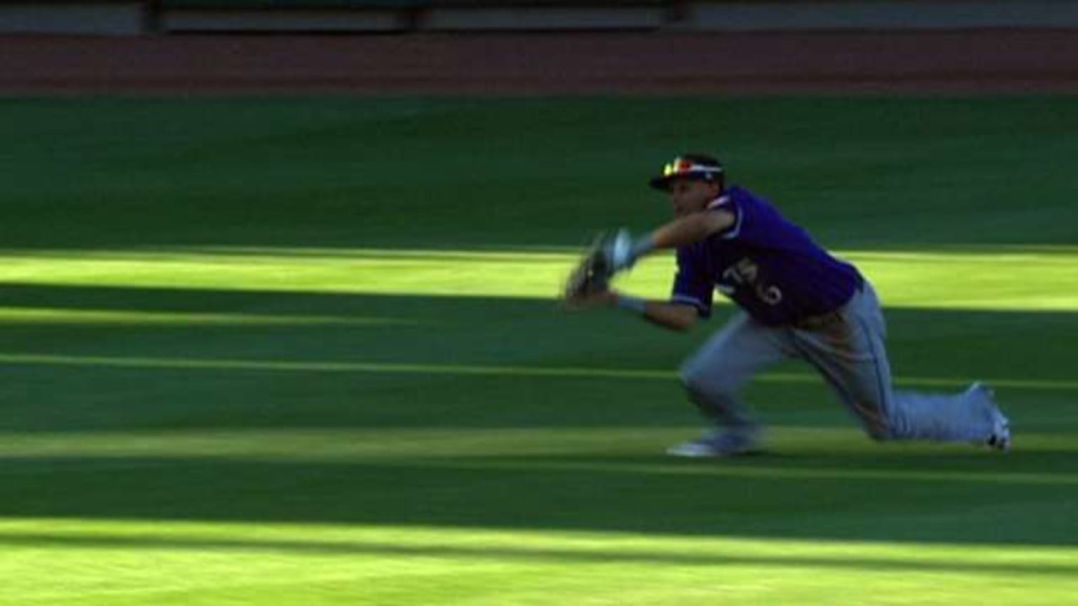 Hamilton's great diving catch | 07/17/2013 | MiLB.com