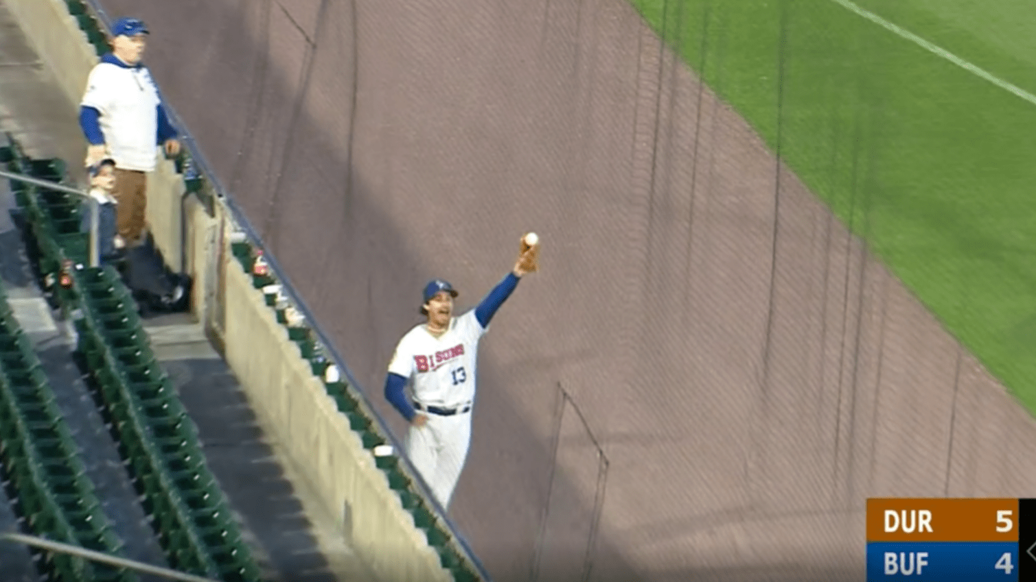 Fuentes makes snow cone catch | 05/06/2022 | MiLB.com