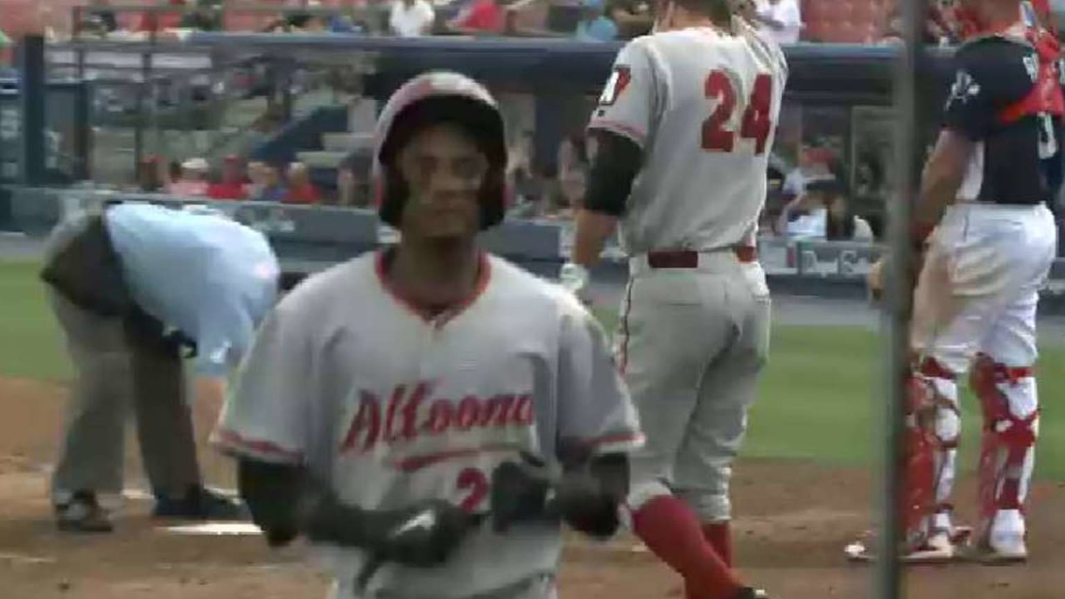 Reyes leads off third with homer | 07/27/2017 | MiLB.com