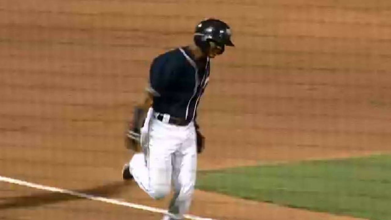 Flores ties the game | 09/03/2018 | MiLB.com
