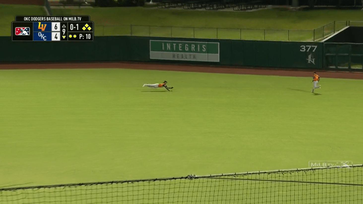LV's Reed makes diving play | 08/31/2021 | Aviators