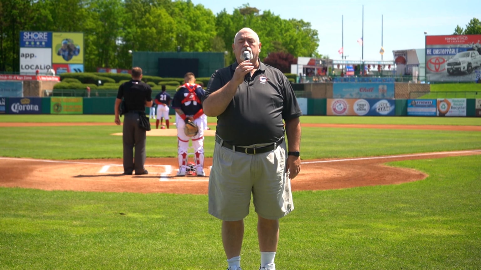 Meet Anthem Singer Jim Gilbert | 06/10/2022 | BlueClaws