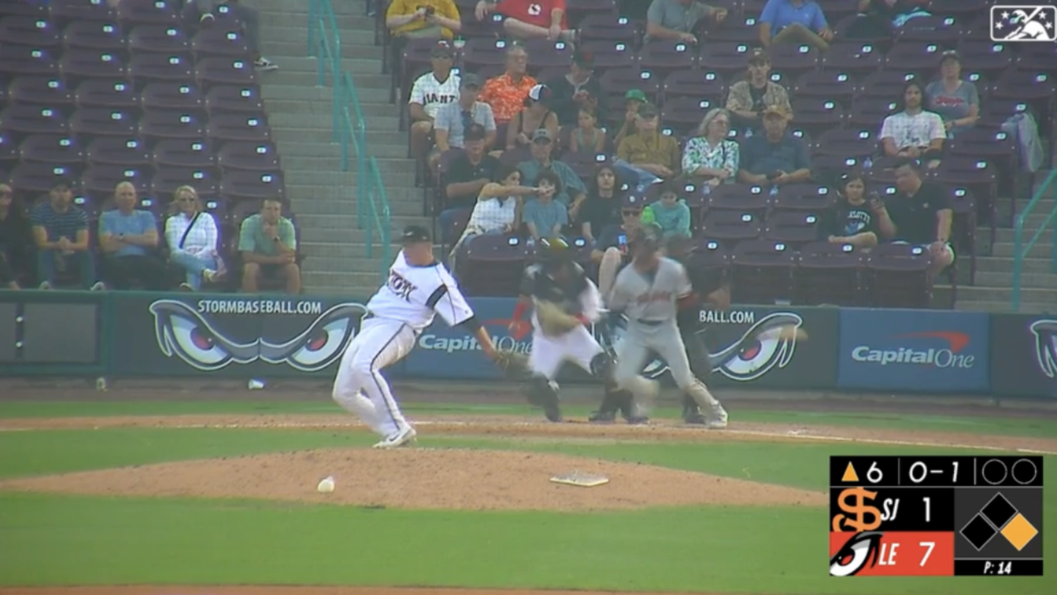 Thomas' slick pick starts DP | 06/09/2022 | MiLB.com