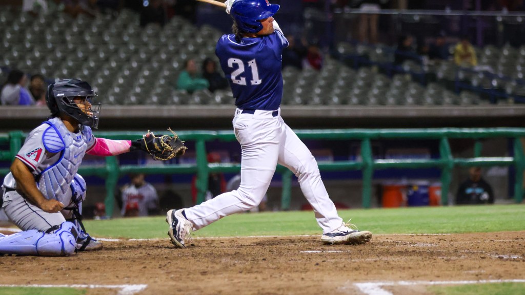 Quakes Rumble to 9-3 Win in Game One