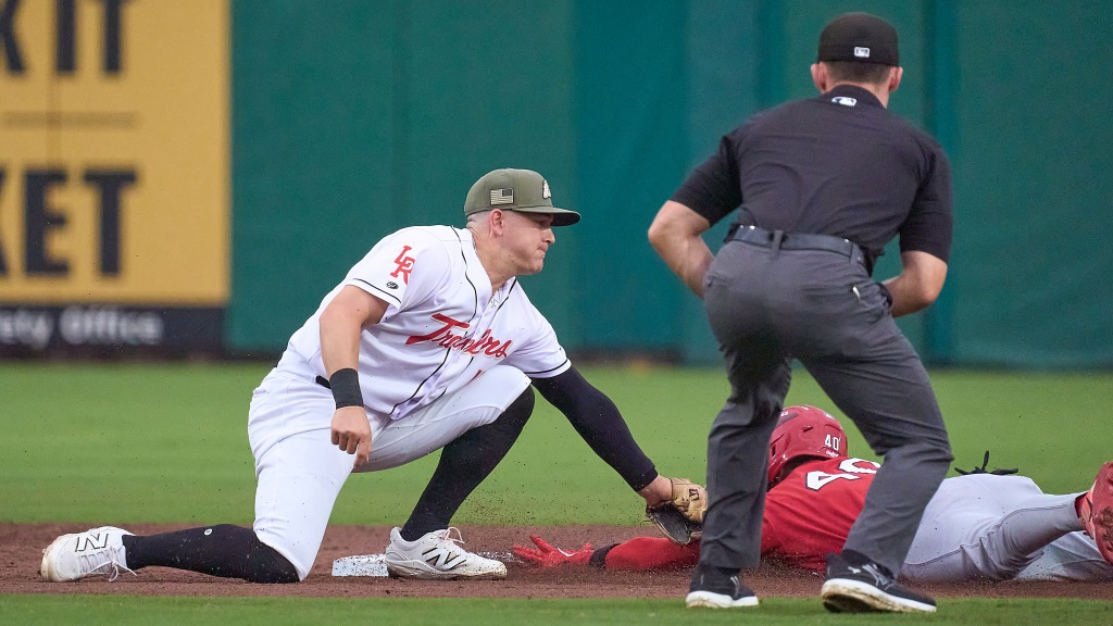 Arkansas Handcuffed By Cards