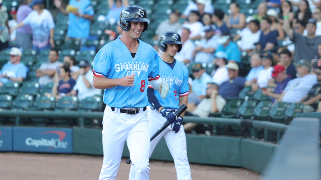 Travs Slug Way to Comeback Win