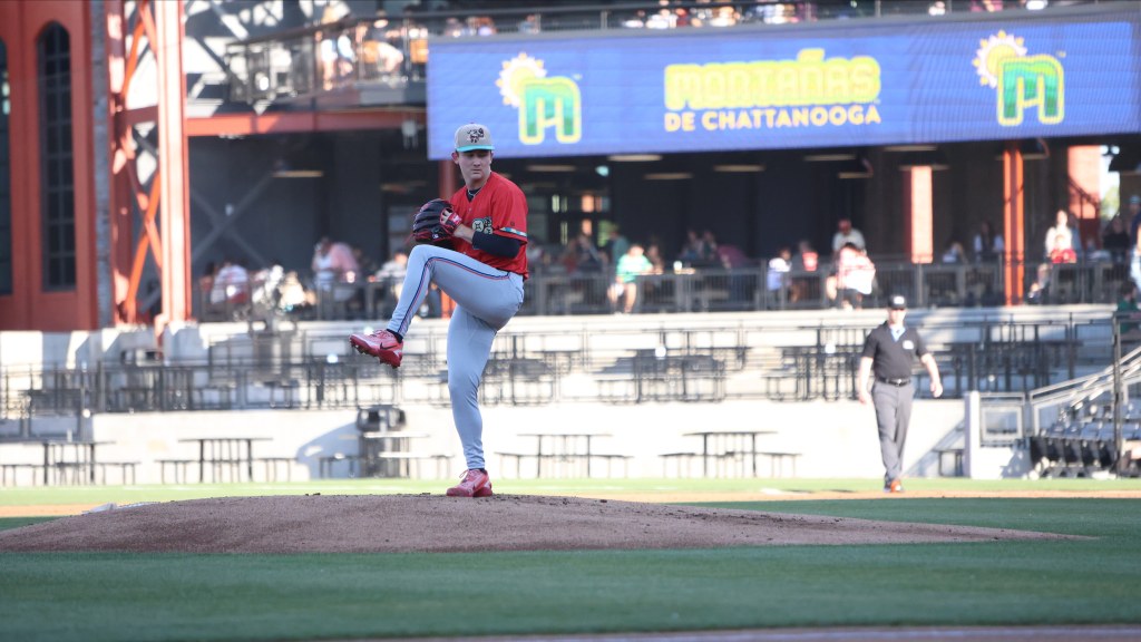 Blue Wahoos Eke Out 4-3 Win to Start Second Half