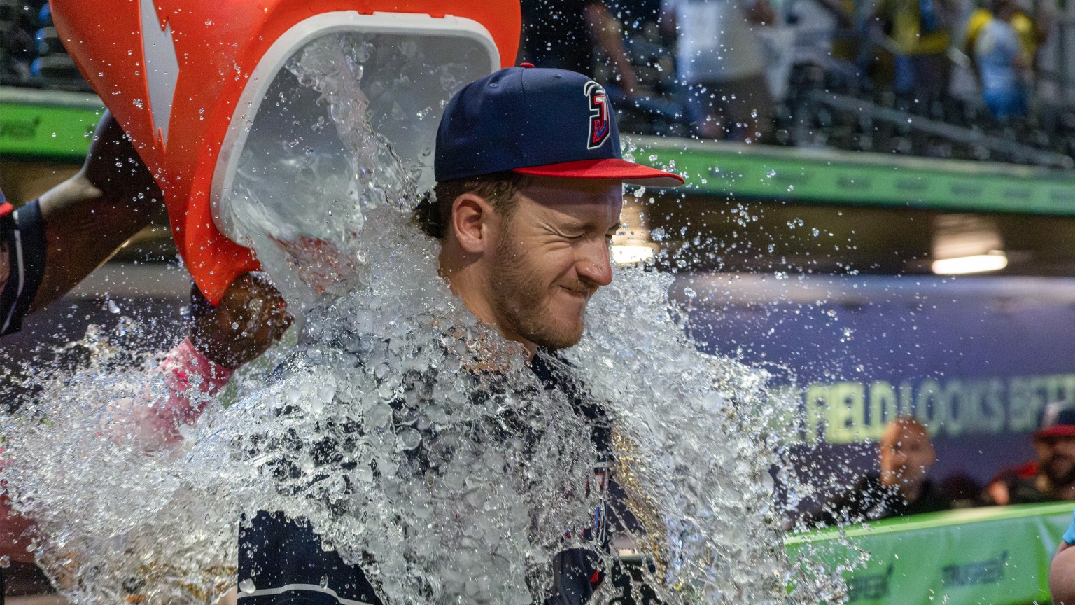 Serna, Miller power Jumbo Shrimp to series opening win over Nashville