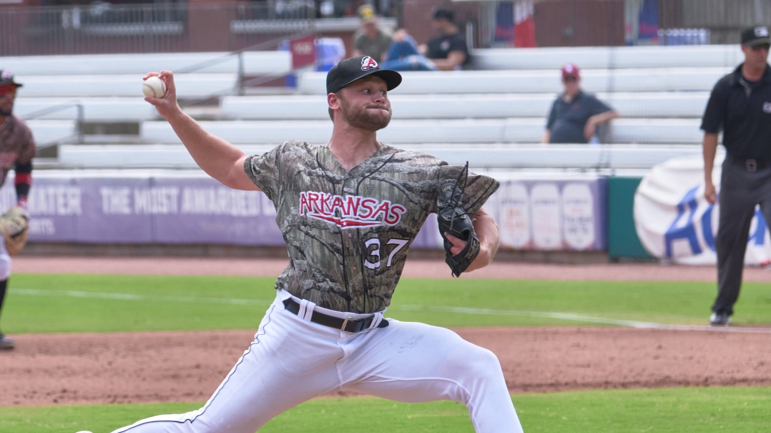 Allan Saathoff Stats, Age, Position, Height, Weight, Fantasy & News ...