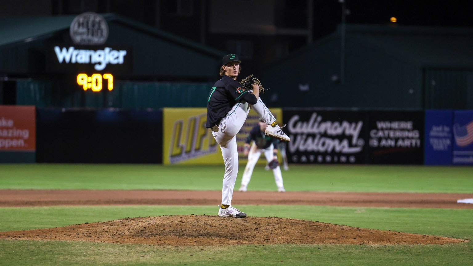 Greensboro Holds Off Hub City For 6-5 Win