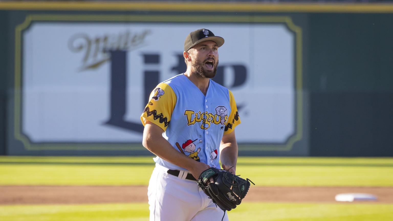 7,291 watch Nuts secure 5th straight win behind dominant Magdic
