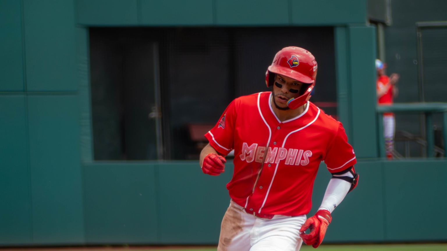 Memphis offense opens up to obliterate Omaha in opener