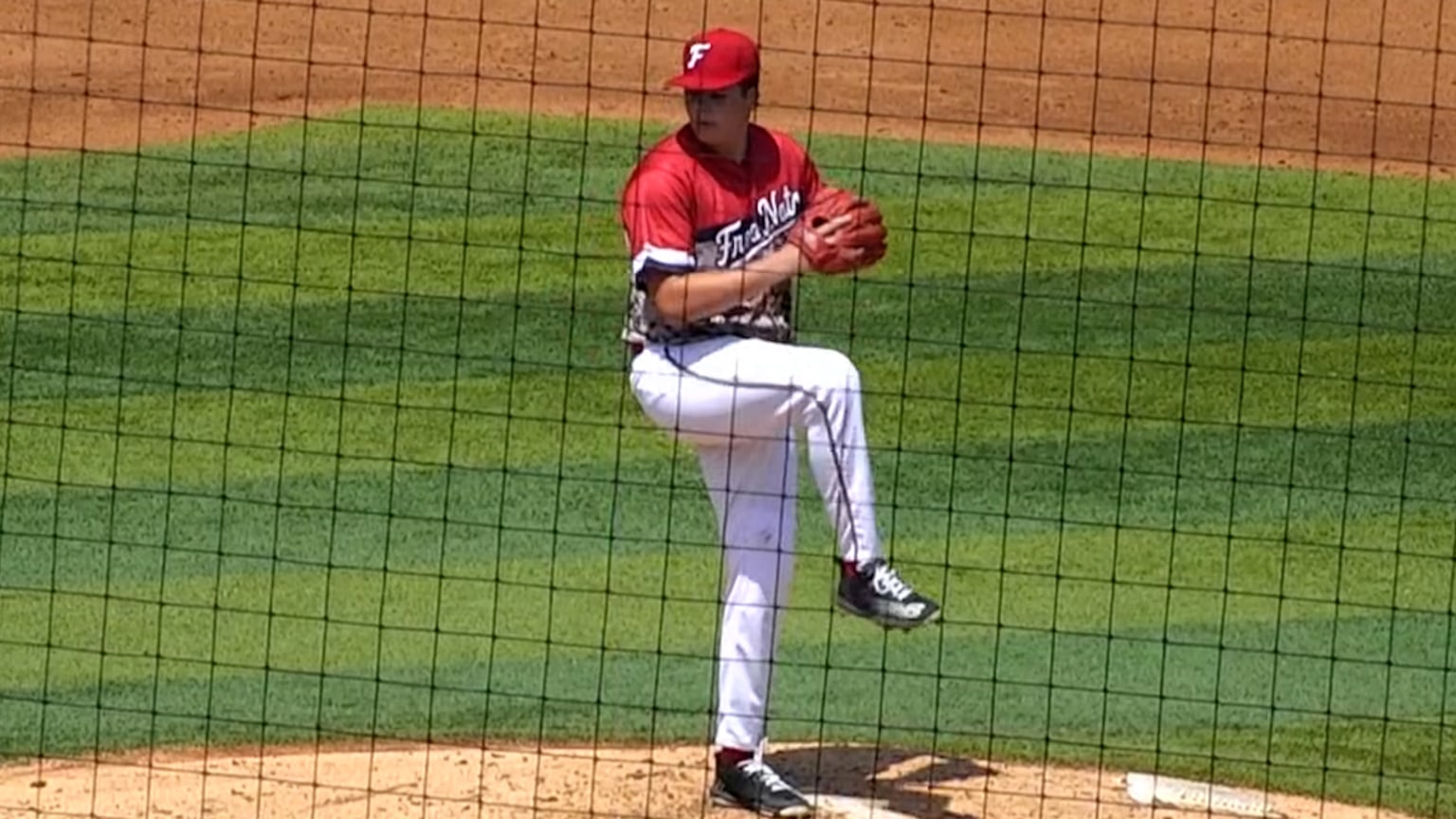 Liam Sullivan Stats, Age, Position, Height, Weight, Fantasy & News ...