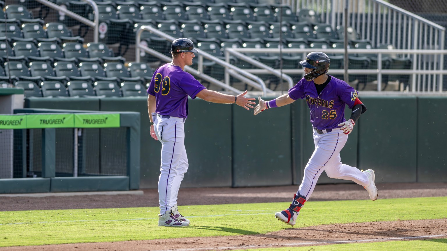 Sprock, Fragoza Spark Big Fifth Inning as Mighty Mussels Rout Tarpons ...