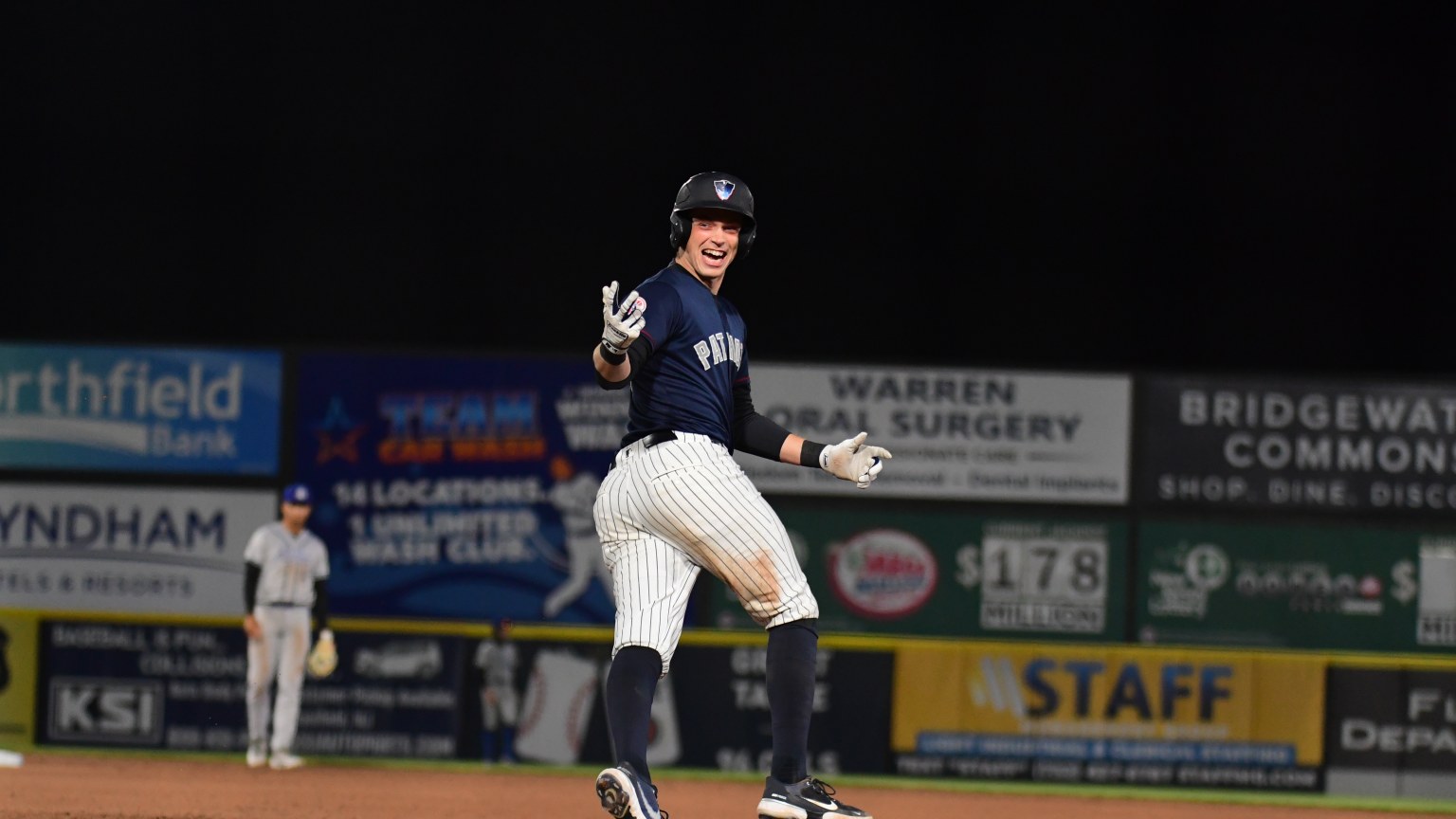 Kevin Stevens Stats, Age, Position, Height, Weight, Fantasy & News ...