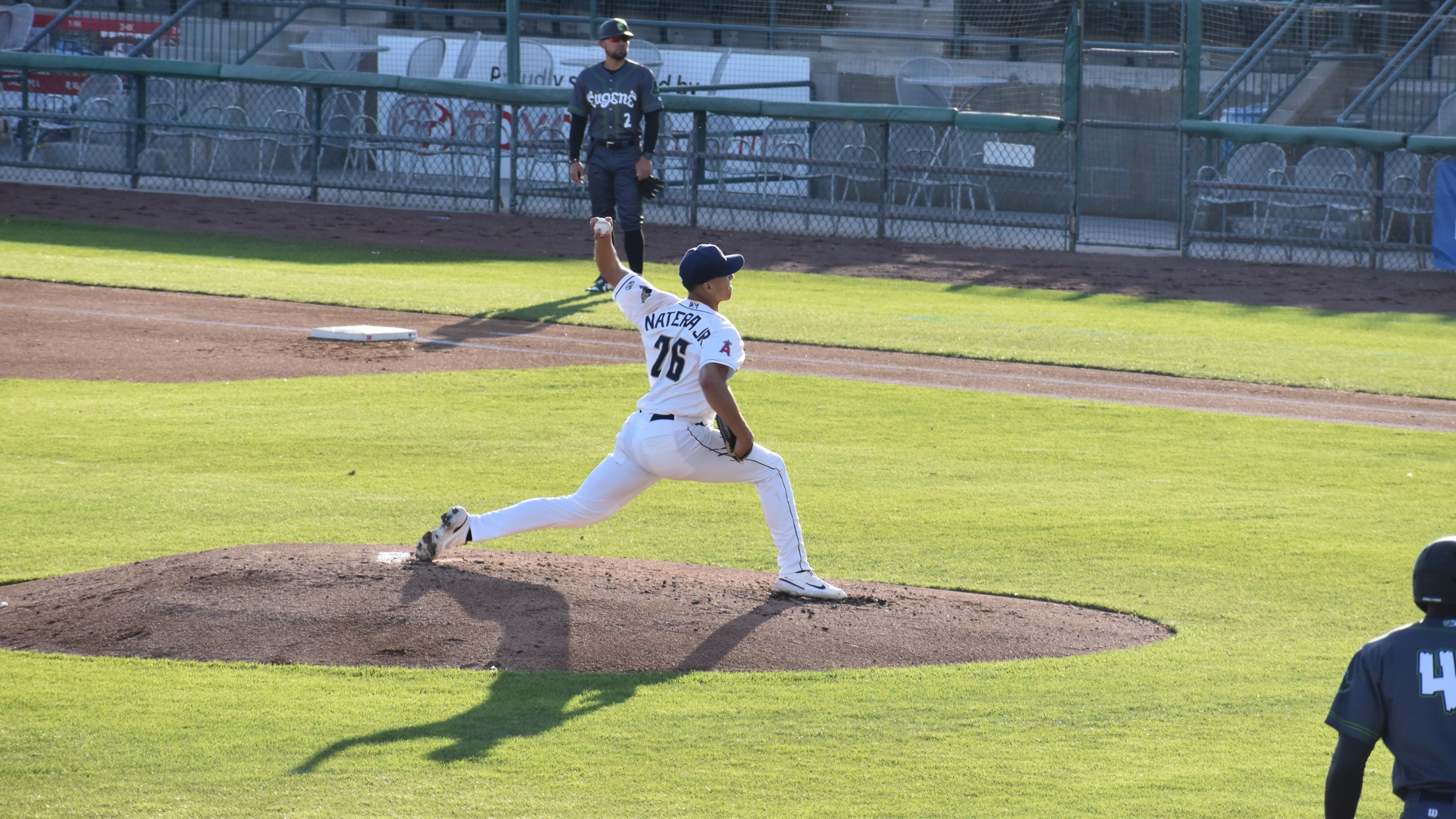 Emeralds Leave Dust Devils Green with Envy | MiLB.com