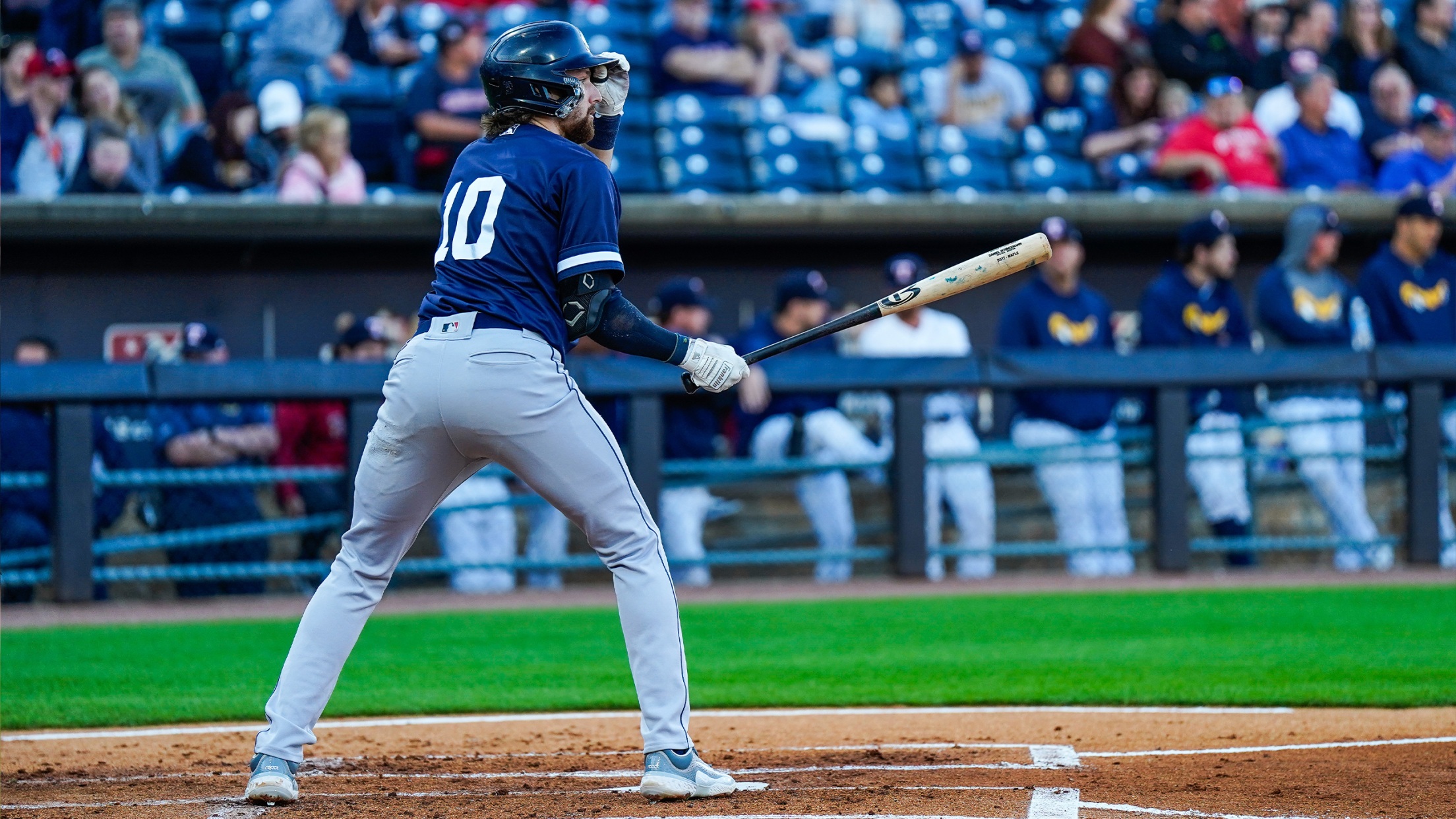 Columbus Dominant in First Win of Series | MiLB.com