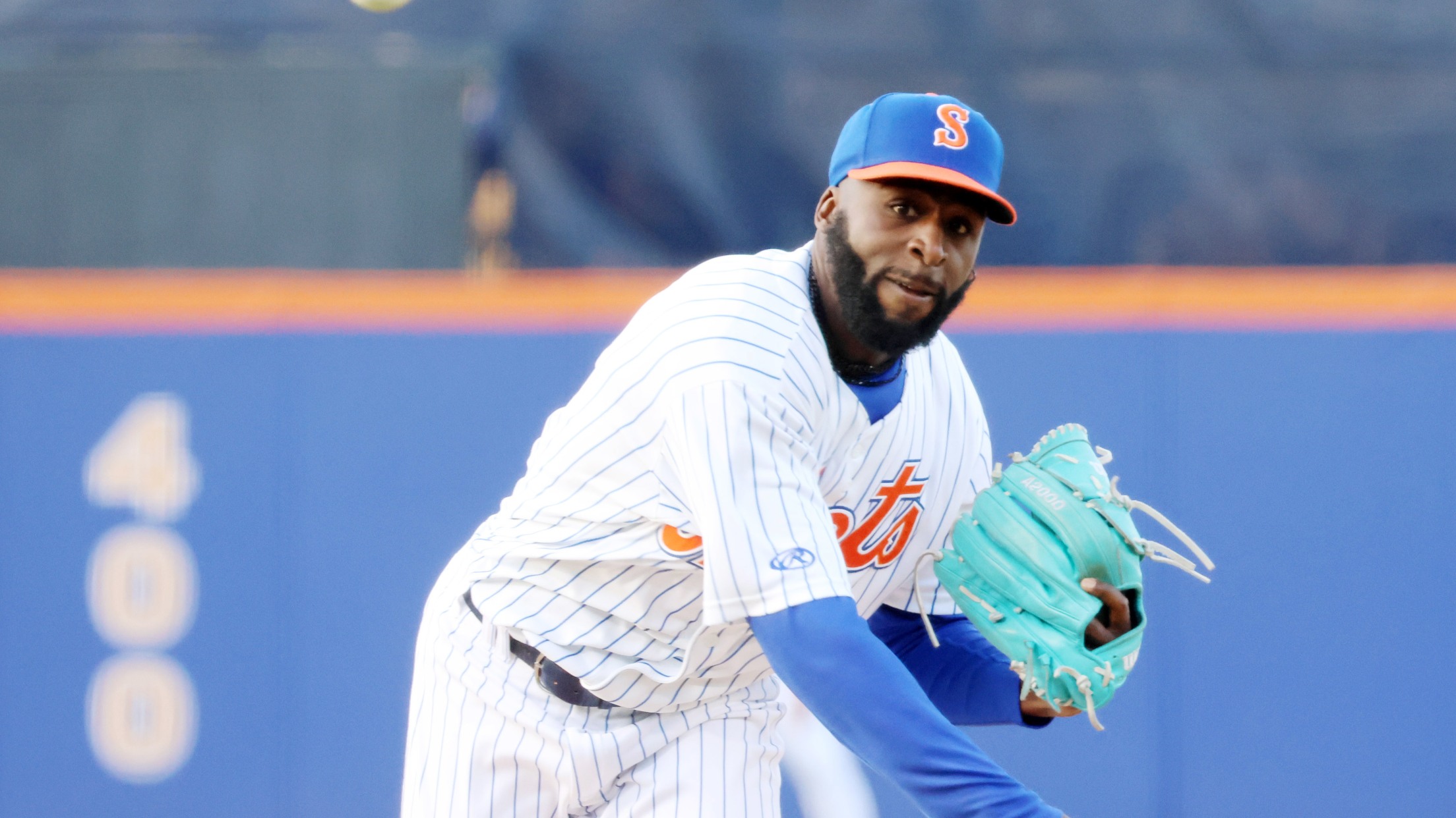 Vientos and Mauricio homer, Dibrell tosses gem as Syracuse soars past ...