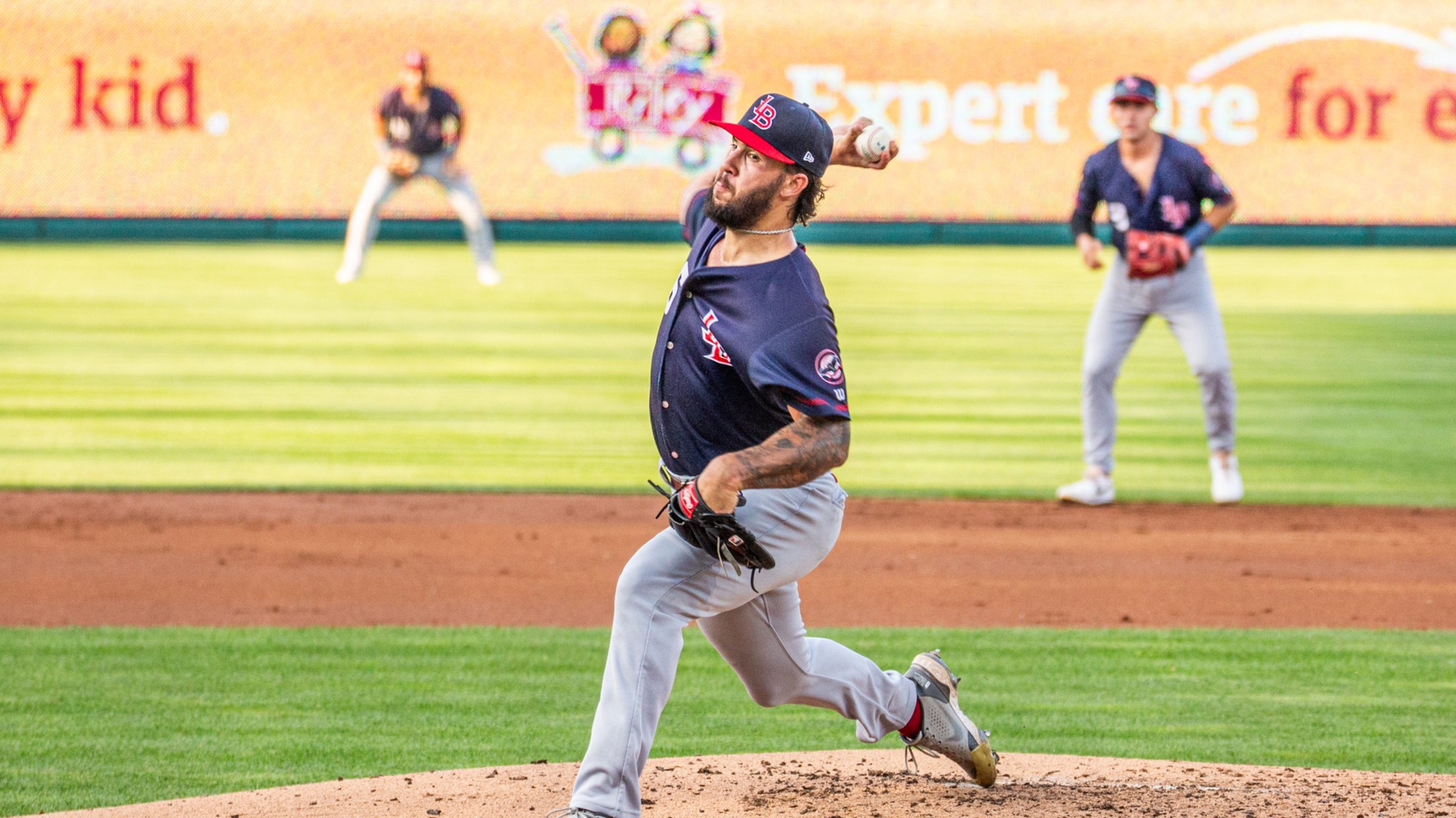Richardson Shines in Debut as Bats Outlast Indianapolis 5-3 in Extras | MiLB.com