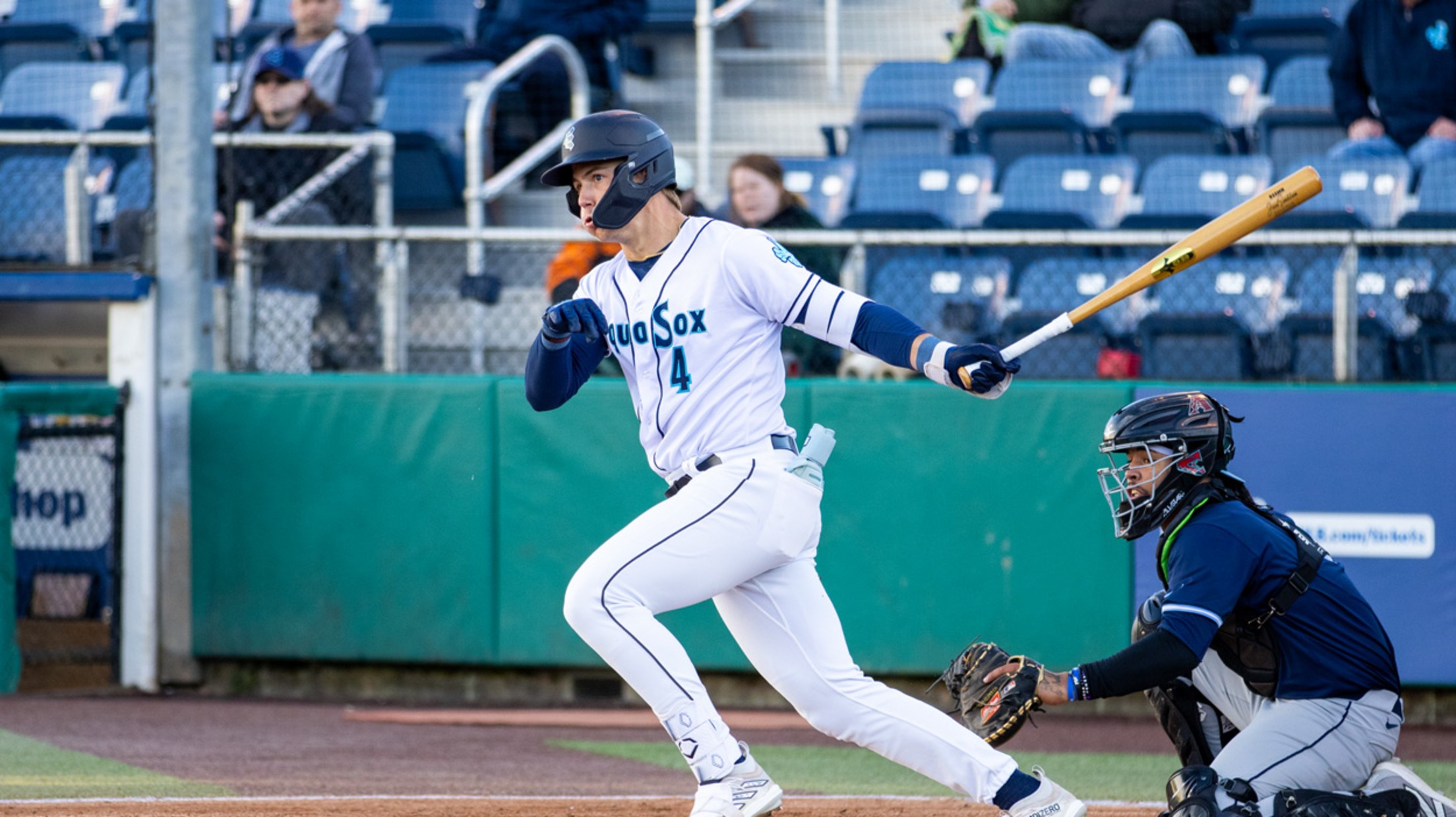 Everett Out Hits Hillsboro But Falls 6-3 | MiLB.com