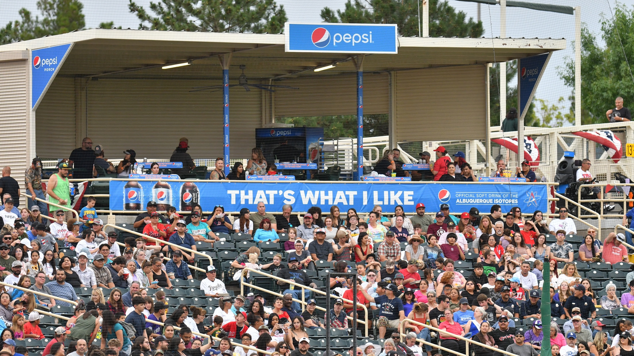 Groups & Hospitality | Isotopes