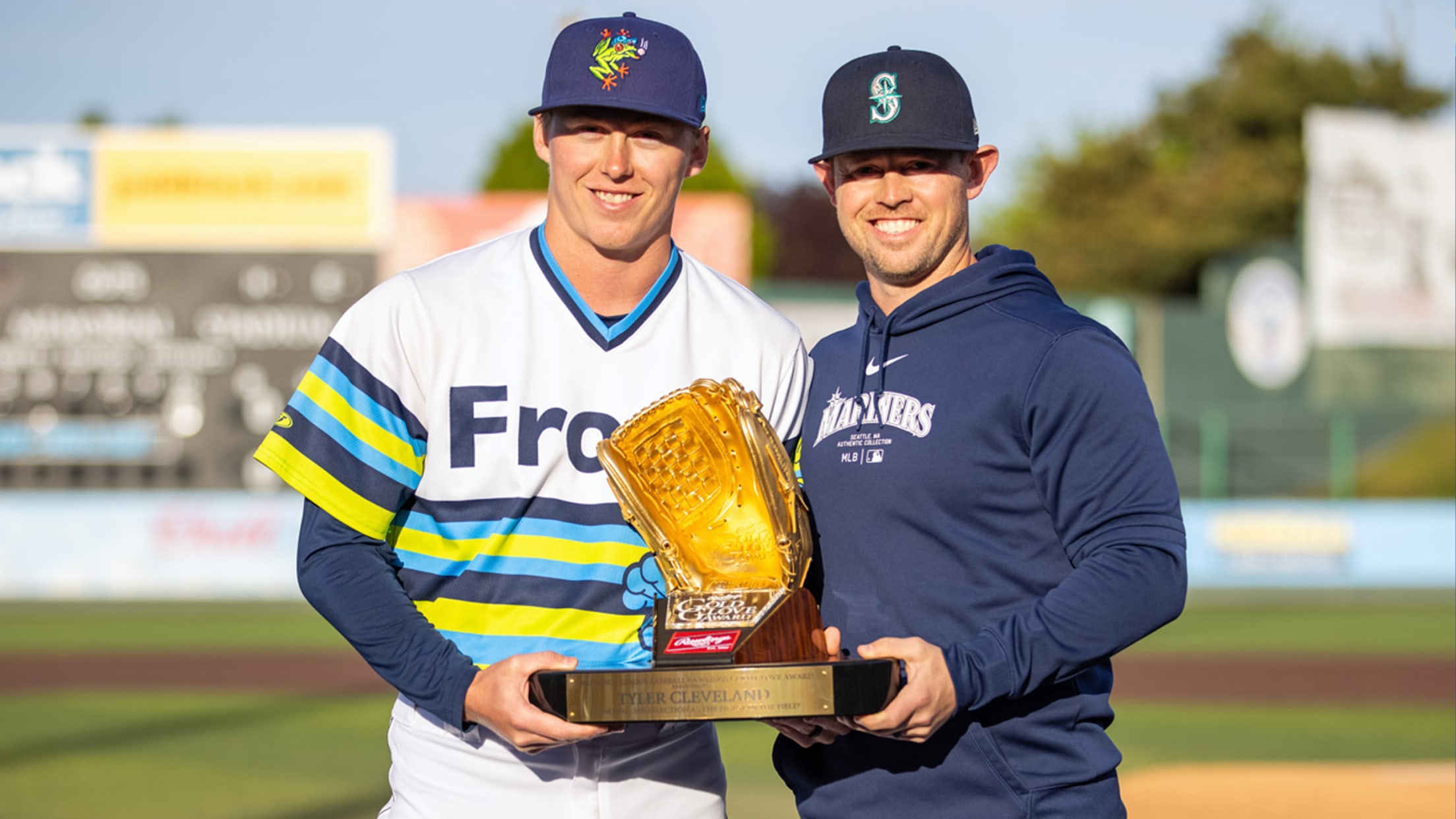 Tyler Cleveland Stats, Age, Position, Height, Weight, Fantasy & News ...