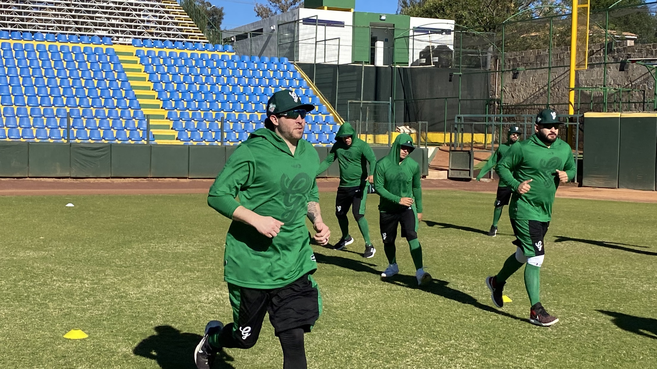 Generales: Ryan Flores reporta a El Cuartel | MiLB.com