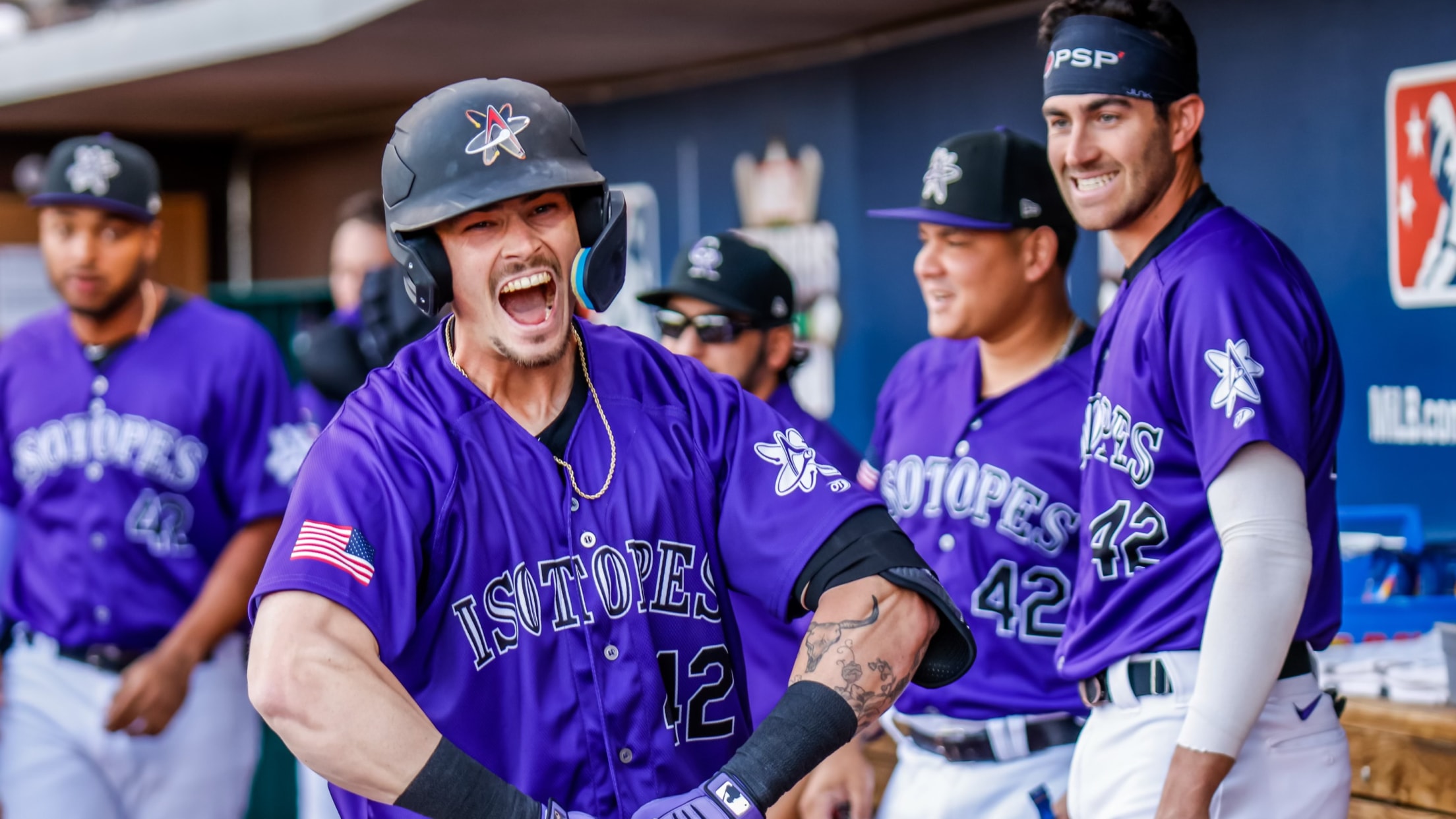 Isotopes Outslug Dodgers in Series Opener, 13-10 | MiLB.com