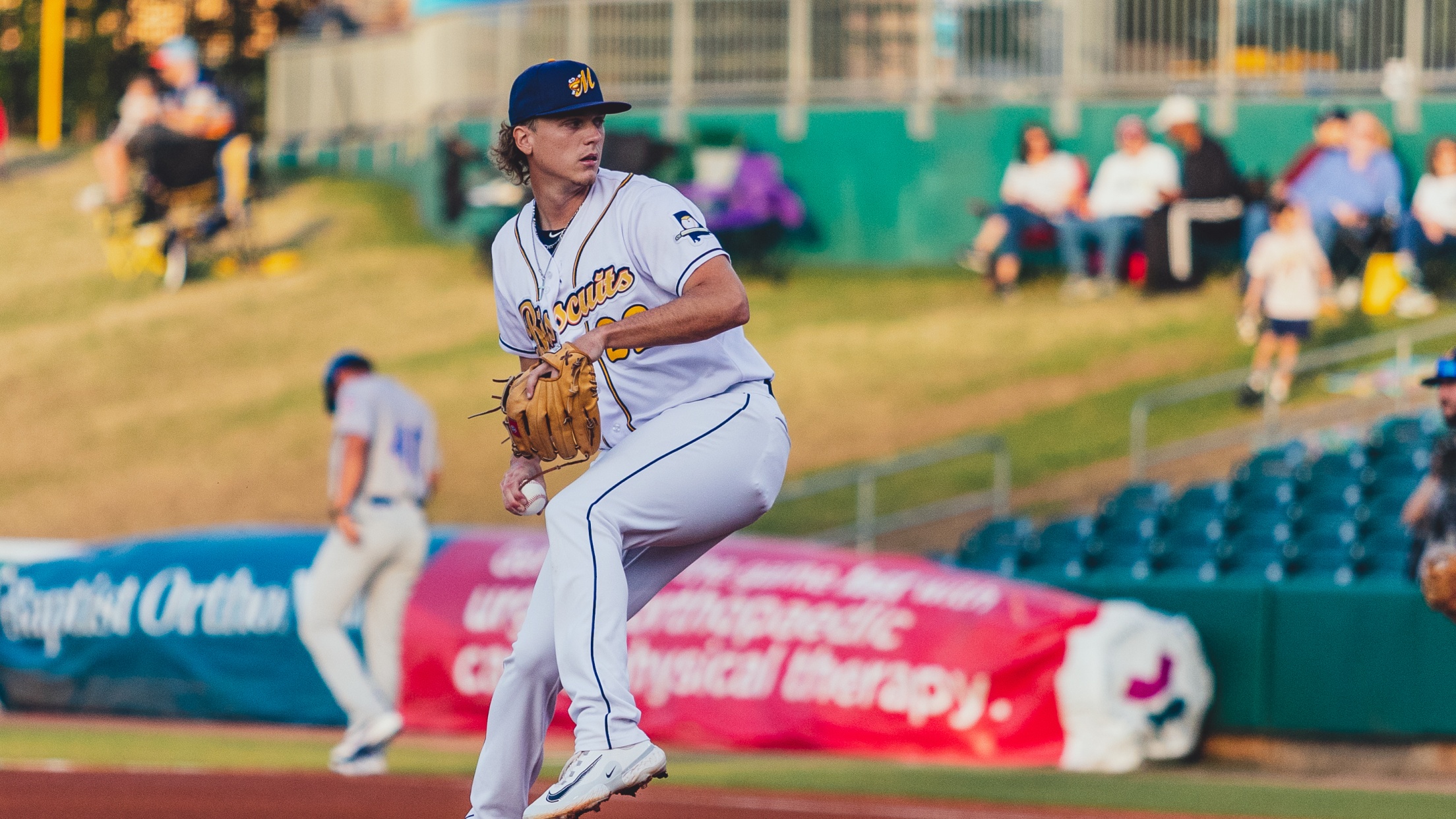Biscuits Blow Past Smokies, 5-1 | MiLB.com