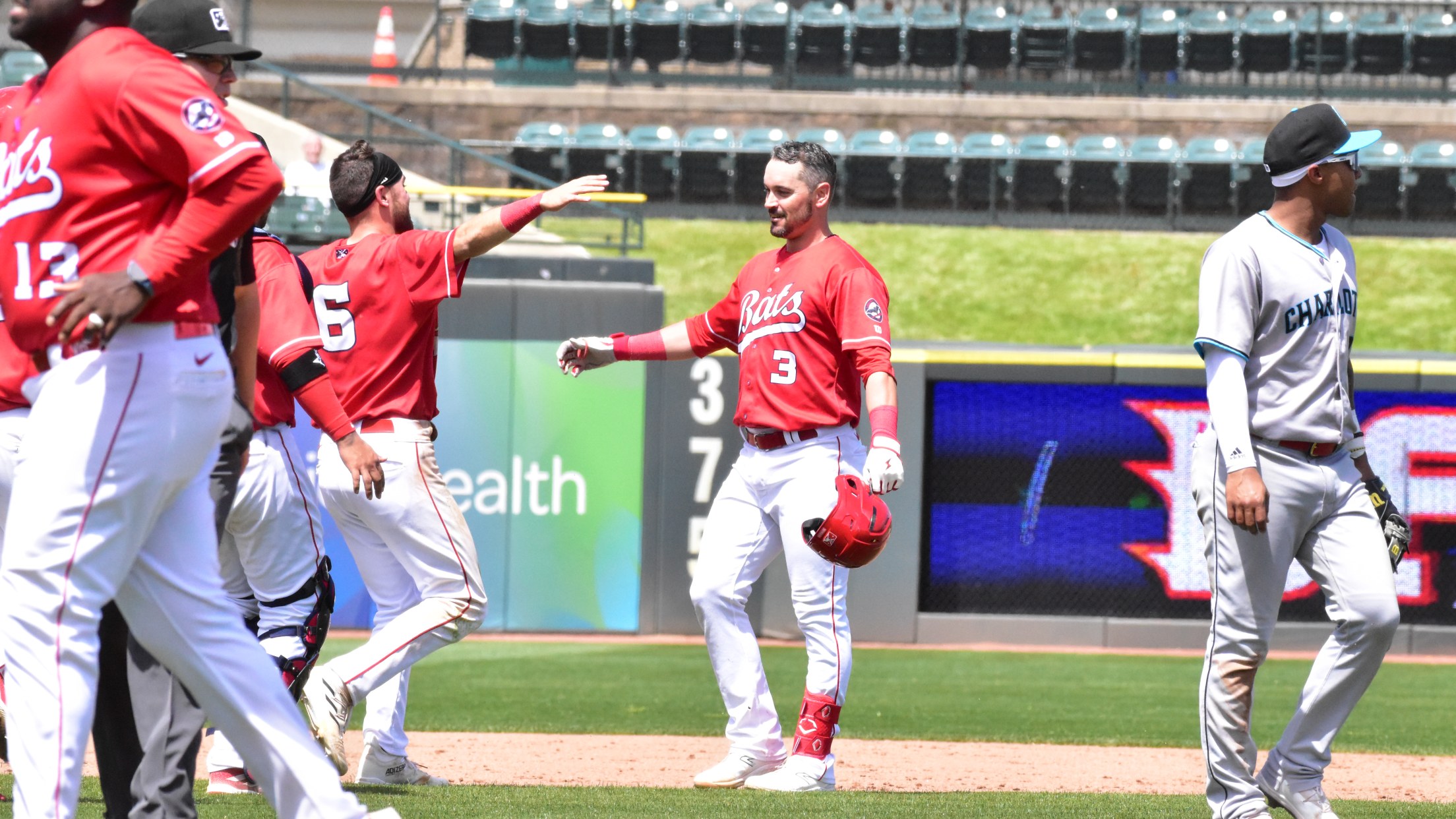 Reynolds, Bats Walk Off Charlotte 7-6 | MiLB.com