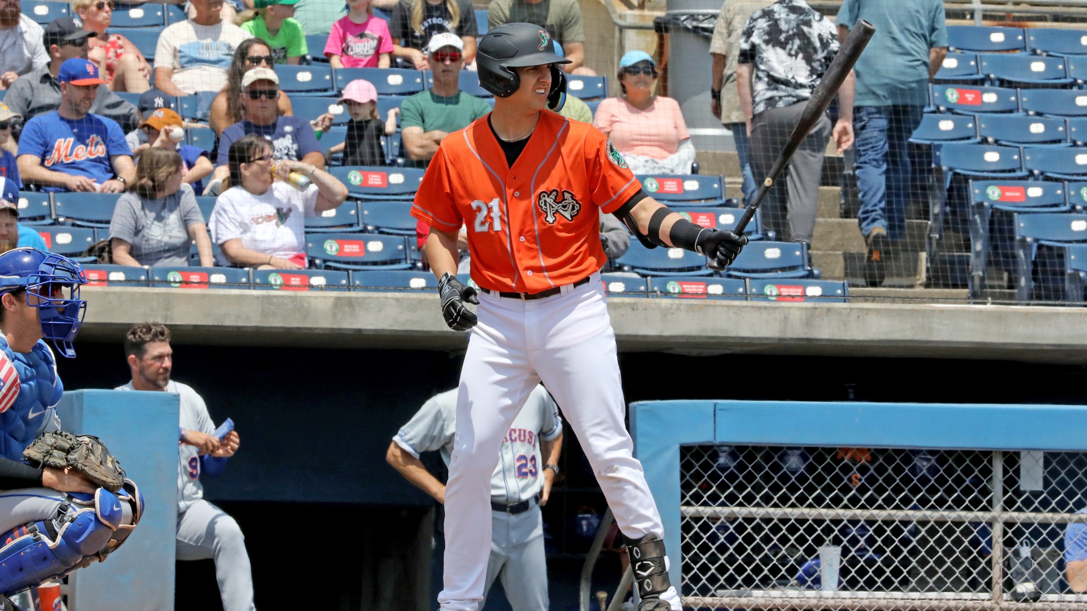 Tides Split Doubleheader Against RailRiders | MiLB.com