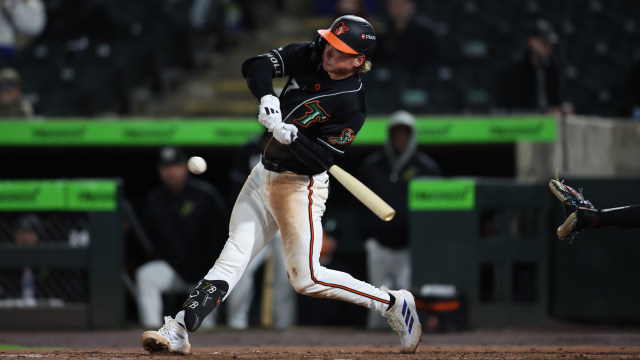 HOLLIDAY HITS GAME WINNING HOME RUN