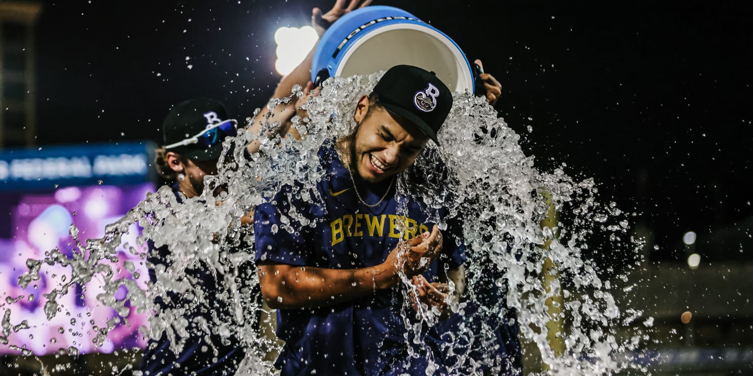 Rodriguez Rolls in Front of 5,000+ Fans For 3-1 Shuckers Win