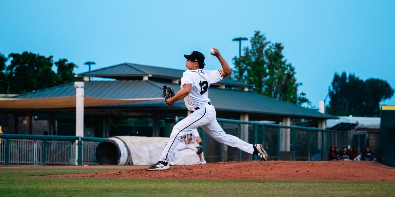 Martinez Shines as Modesto Blasts Visalia 13-3 to Take Series Lead ...