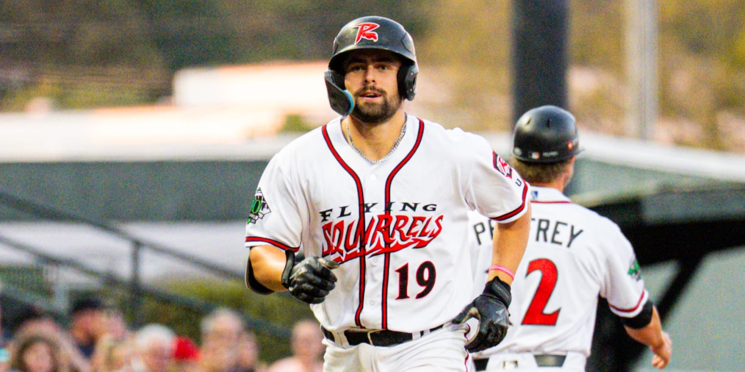 Squirrels roll to fourth straight win over 'Ducks | MiLB.com