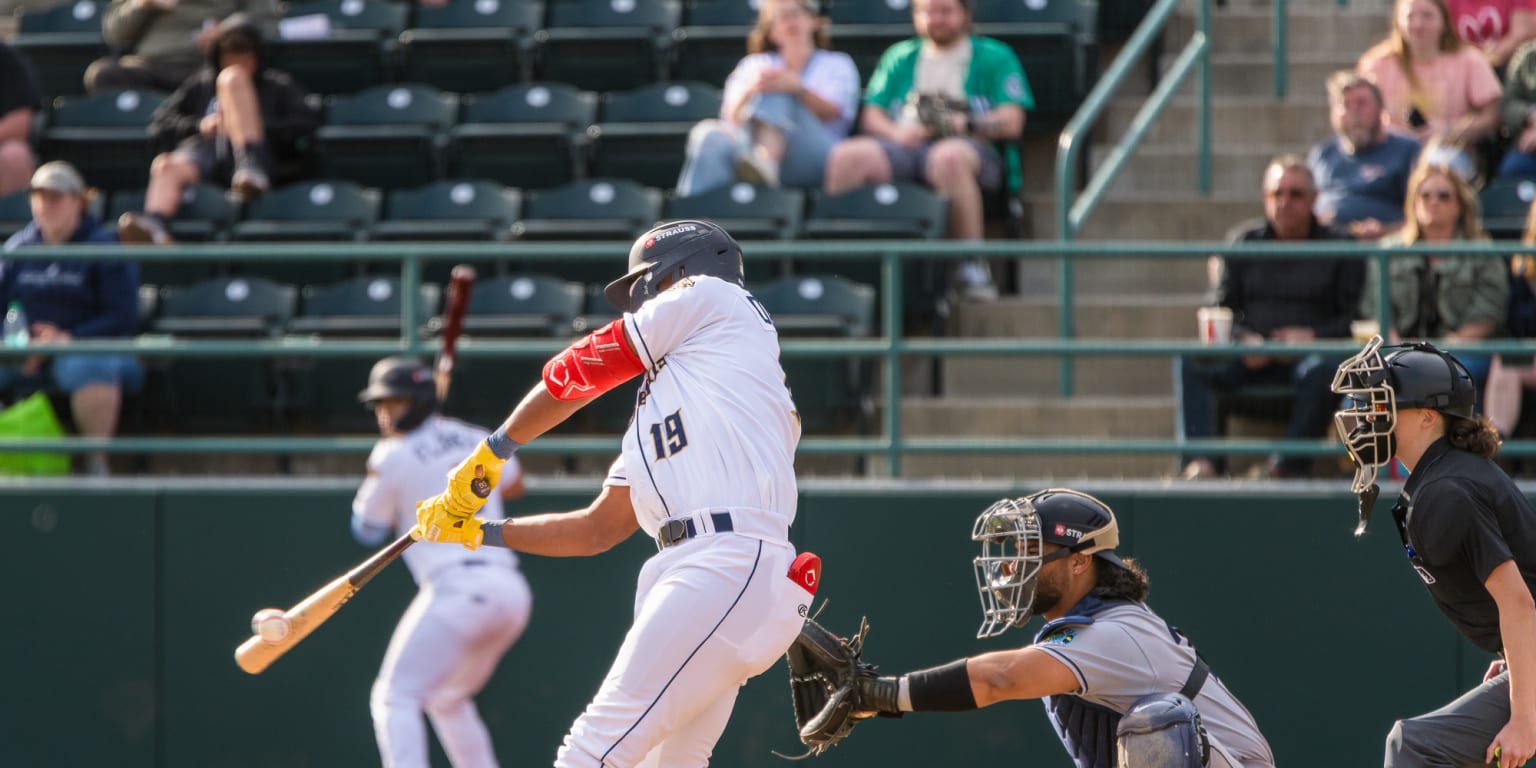 Dust Devils Pitchers Shine in 7-4 Win Over Everett | MiLB.com